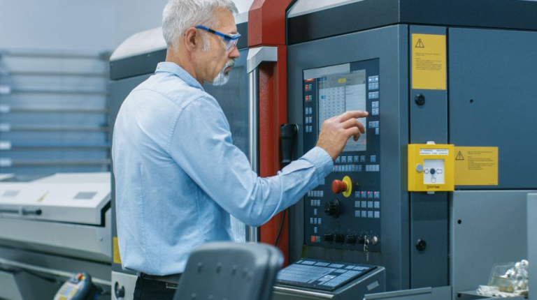 Was ist CAM (Computer-Aided Manufacturing) und was macht es?